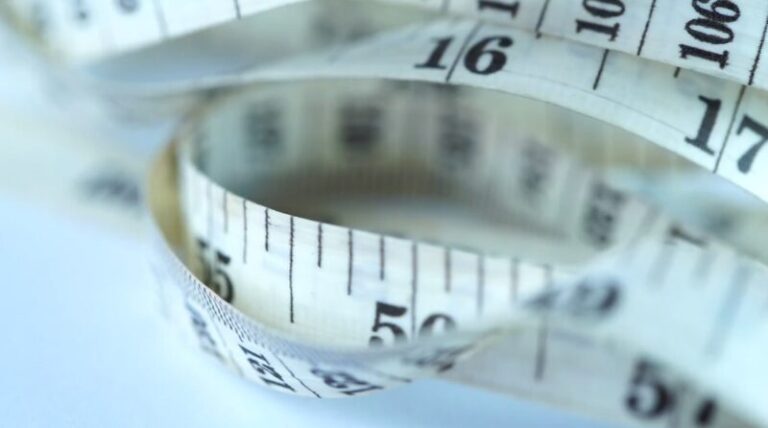 What Is Normal Ovary Size and How Does It Affect Pregnancy