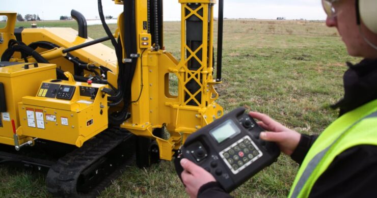 Essential Equipment for Pile Driving Operations: Things to Know - Wet Paint